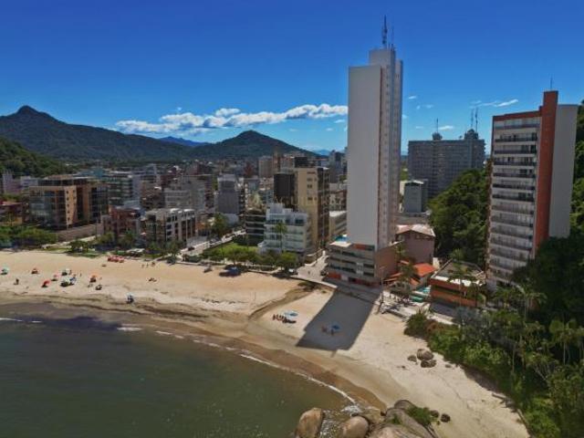 Apartamento na Praia Mansa com vista para o mar Caiobá