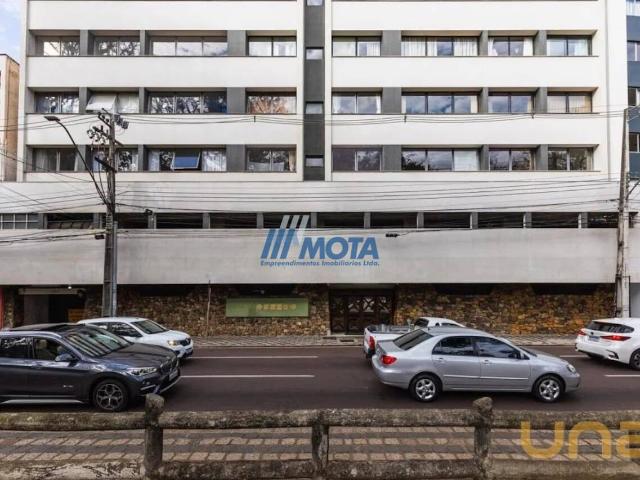 Apartamento na Presidente Carlos Cavalcanti Centro Curitiba PR, aluguel por R$ 2.100