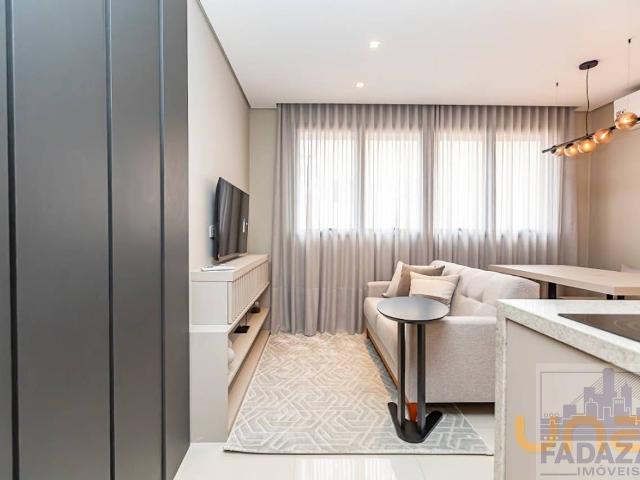 Apartamento na Presidente Carlos Cavalcanti São Francisco Curitiba PR, aluguel por R$ 4.100