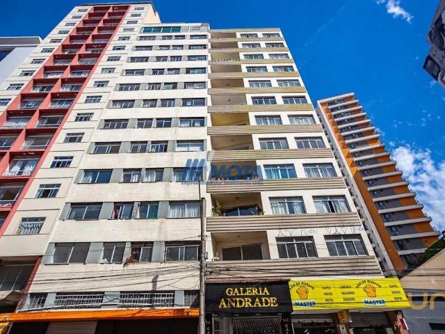 Apartamento na Presidente Faria Centro Curitiba PR, aluguel por R$ 2.200