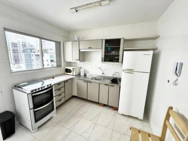 Apartamento na Quadra do Mar com 2 Dormitórios, Centro, Balneário Camboriú