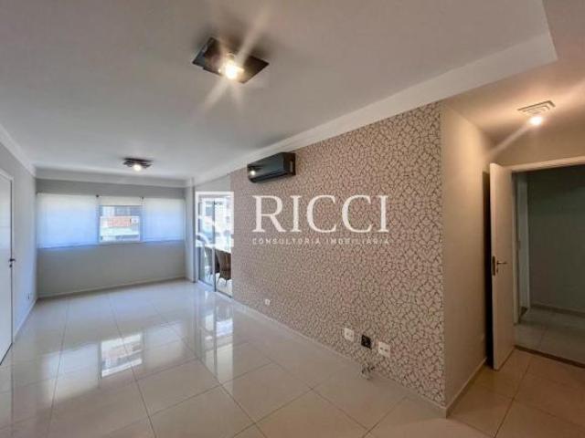 apartamento na quadra da praia com varanda com churrasqueira e lazer completo