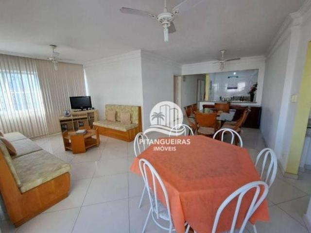 Apartamento na quadra da Praia das Pitangueiras