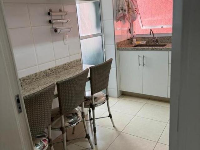 Apartamento na região central com 3 quartos, 2 vagas e excelente ap