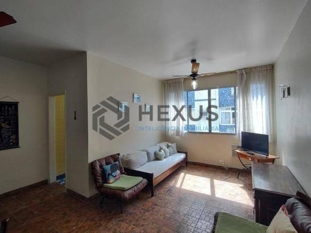 Apartamento na região do Aquário na Praia da Enseada, Guaruja