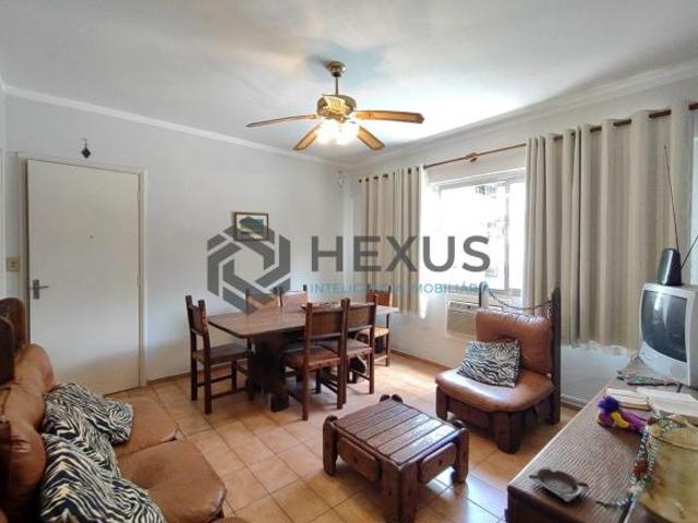 Apartamento na região da Brunella na Praia da Enseada, Guaruja