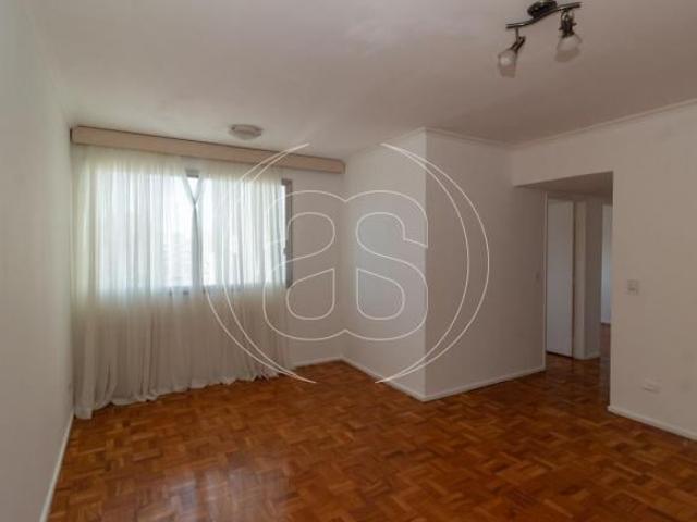 APARTAMENTO NA REGIÃO DE MOEMA