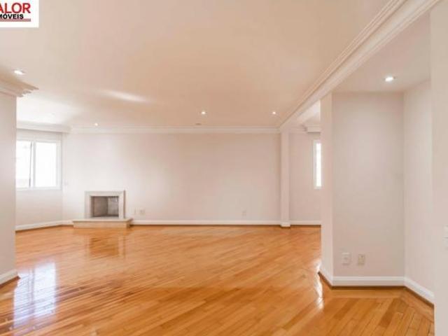 APARTAMENTO NA REGIAO NOBRE DA CAPITAL PAULISTANA REGIAO RESIDENCIAL Localização privilegiada em