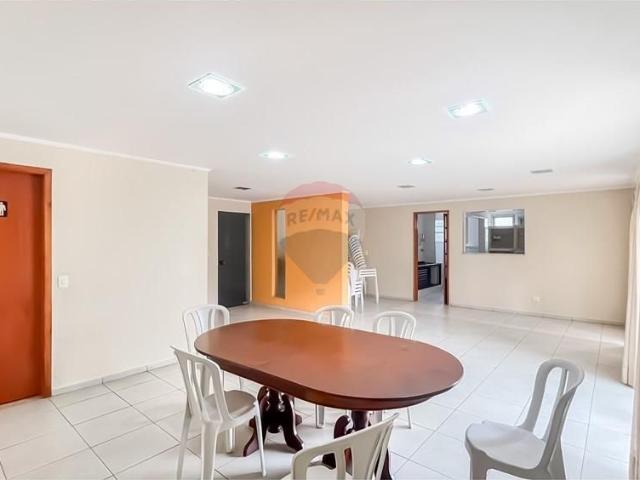 Apartamento na Rua Guaratuba, com 44m², 100 metros do metrô Conceição
