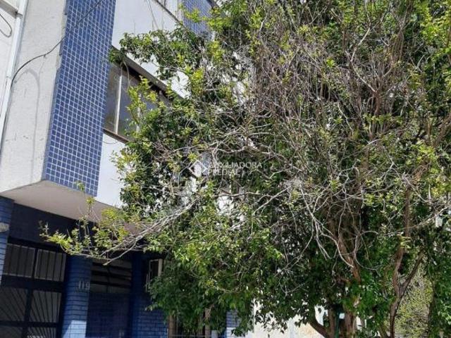 Apartamento na Rua Lobo da Costa com 2 dormitórios