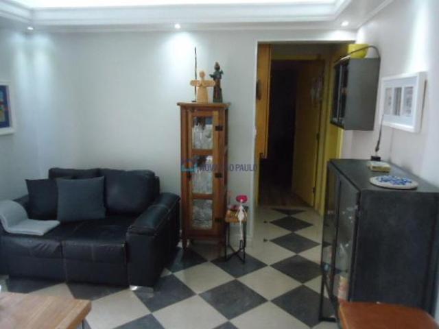 Apartamento na Rua Vergueiro com 02 vagas