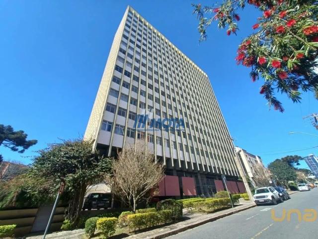 Apartamento na Saldanha da Gama Centro Curitiba PR, aluguel por R$ 2.500