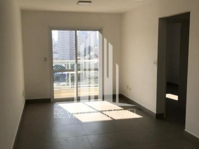 Apartamento na Saúde de 2 Quartos com 2 Vagas 63m² à Venda