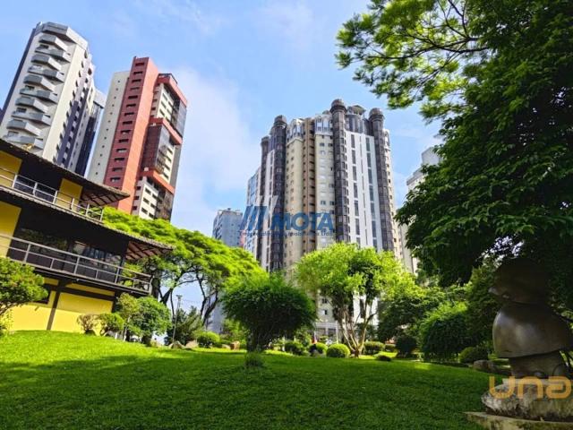Apartamento na Sete de Setembro Batel Curitiba PR, aluguel por R$ 3.980