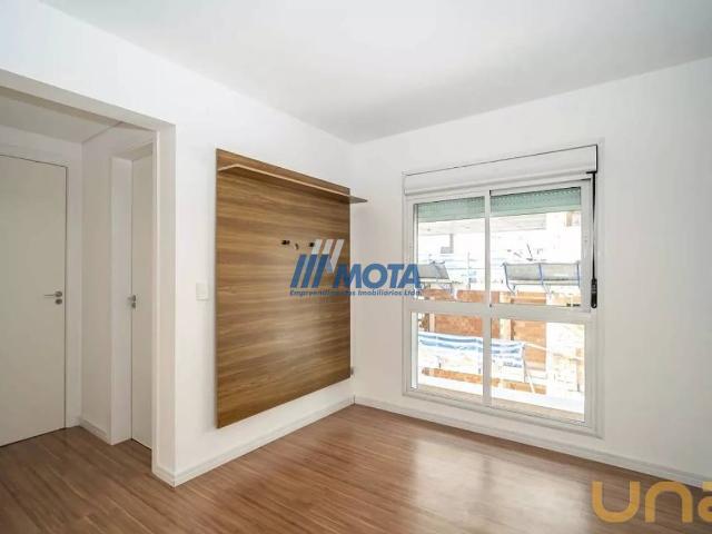 Apartamento na Sete de Setembro Centro Curitiba PR, aluguel por R$ 2.500