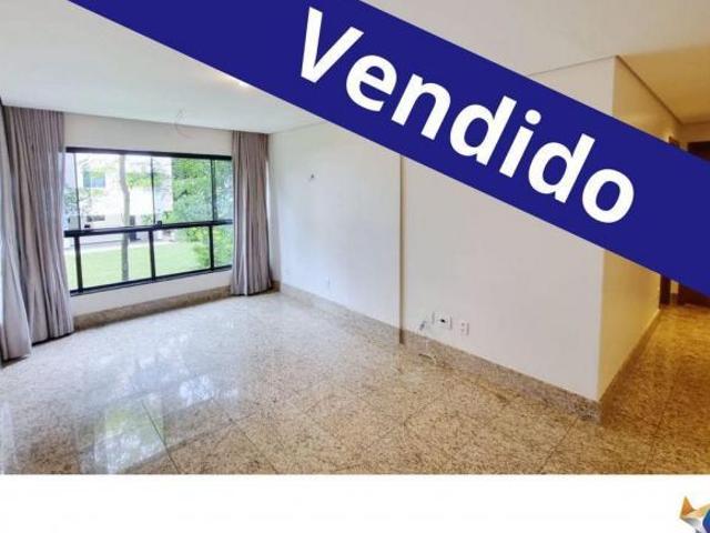 Apartamento na SQN 109, Bloco M, reformado