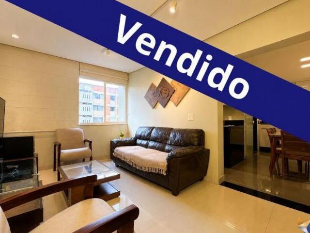Apartamento na SQN 312, Bloco K, reformado, de canto, perpendicular