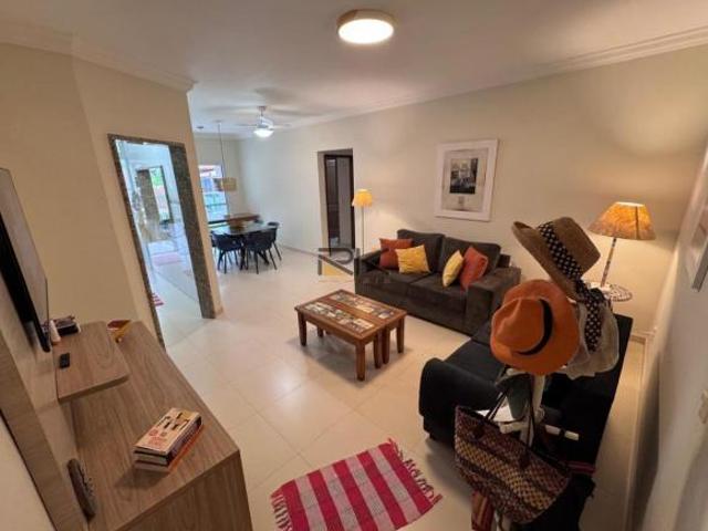 APARTAMENTO NAS TONINHAS COM 2 DORMITÓRIOS SENDO 1 SUÍTE,SALA 2 AMBIENTES,VARANDA GOURMET COM CHURRA
