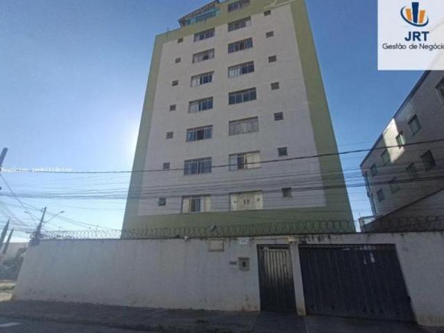 Apartamento no 4º andar a venda no bairro Europa, Contagem