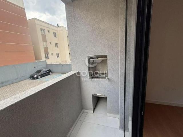 Apartamento no 2º andar | 3 quartos| 49m²
