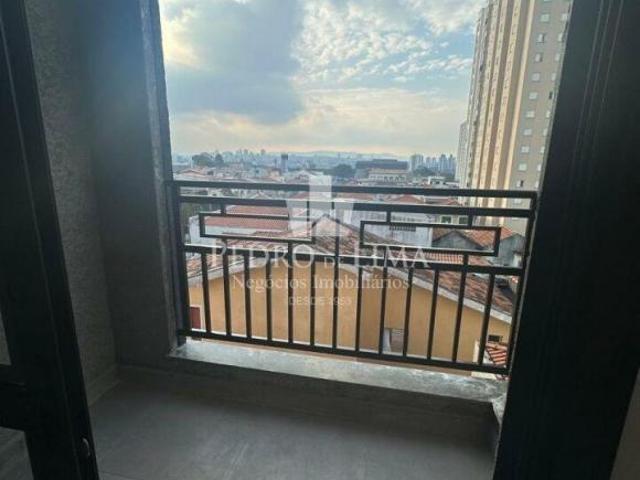 Apartamento no Tatuapé a 600 m da estação do Metrô Carrão, 37m², 2 dormitórios. Condomínio Verona