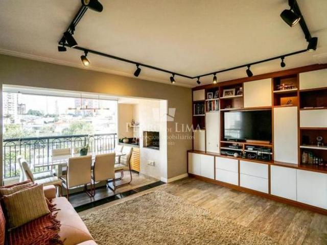 Apartamento no Tatuapé com 95m², 3 quartos com suíte, 2 vagas, varanda gourmet. Condomínio Change