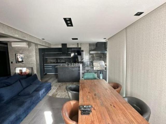 Apartamento no Tatuapé. Condomínio Montreal