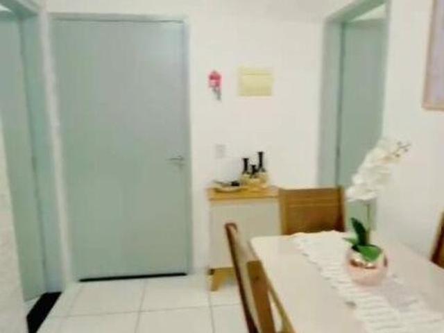 Apartamento no térreo de 50m² com dois dormitórios uma vaga