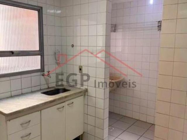 Apartamento no térreo, Jardim Sandra Sorocaba/SP com 2 dormitórios e 1 vaga coberta