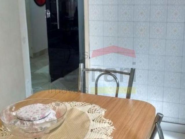 Apartamento no Térreo, precisa de reforma em Santana