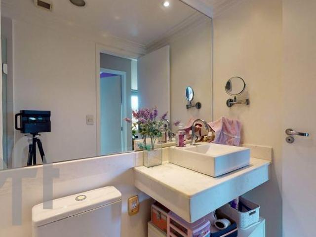 Apartamento no Vila Alexandria em São Paulo SP código 18443