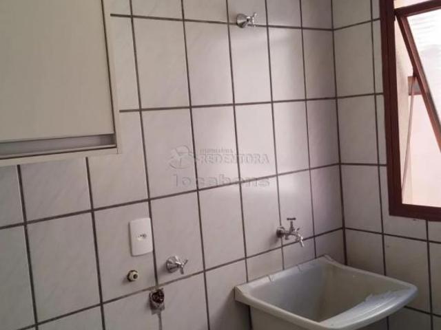 Apartamento no Vila São Judas Tadeu a venda com 02 quartos com armários embutidos