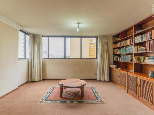 Apartamento no Villa Lobos, 02 Suites, 02 Vagas, Piscina, Bigorrilho, Curitiba
