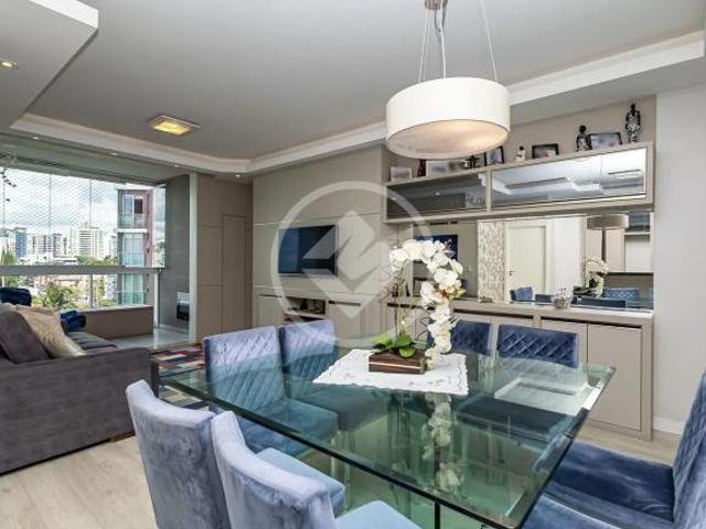 Apartamento no Água Verde, Curitiba — 120,80 m², 3 quartos com 2 vagas de garagem