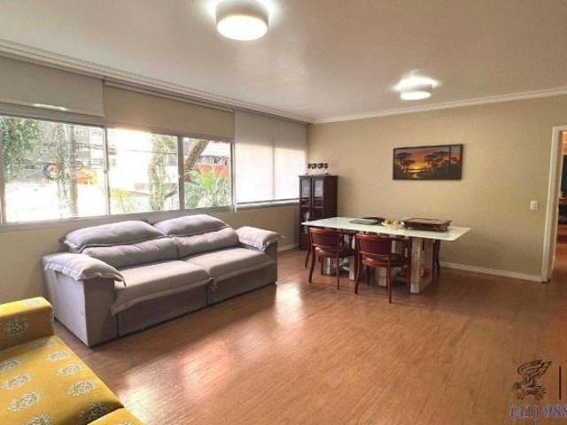 Apartamento no Água Verde com 120m², 3 Quartos, 1 sendo Suíte com closet, 1 Vaga