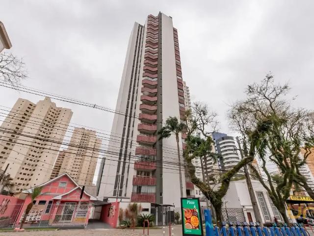Apartamento no Água Verde de 159.35 m² com 3 quartos