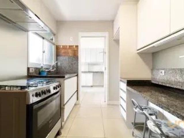 Apartamento no Água Verde de 99.5 m² com 3 quartos