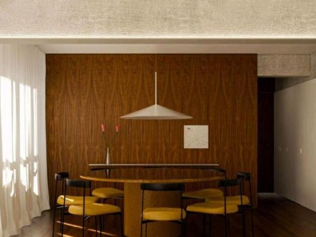 Apartamento no Água Verde: 159m², 11º Andar Face Norte e 2 Vagas Ed. Cristina