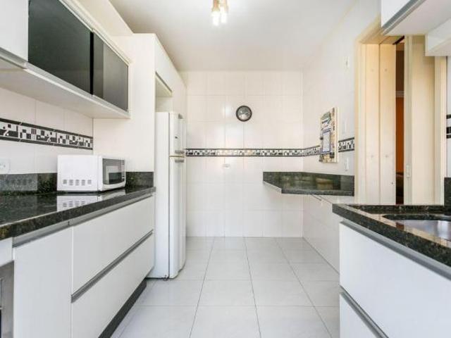 APARTAMENTO NO ÁGUA VERDE | 113 m² PRIVATIVOS | 3 QUARTOS | 1 VAGA COBERTA