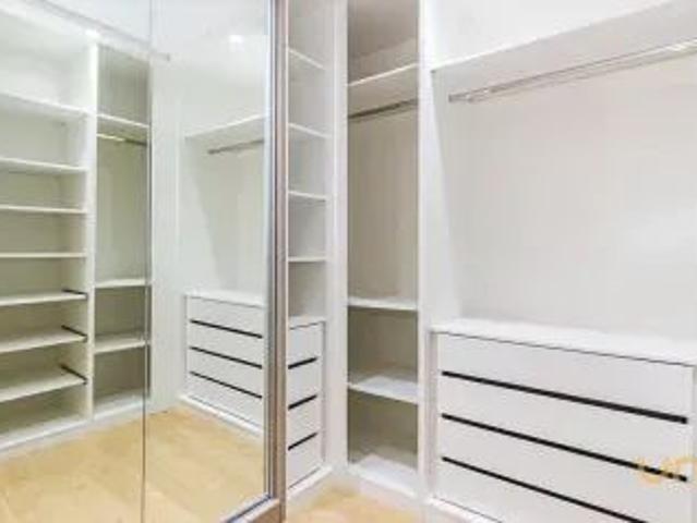Apartamento no Ahú de 132.63 m² com 3 quartos