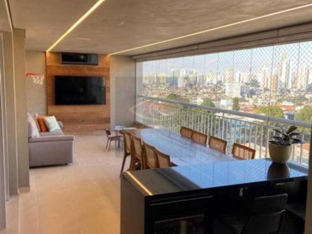 APARTAMENTO NO ALTO DA MOOCA, PORTEIRA FECHADA