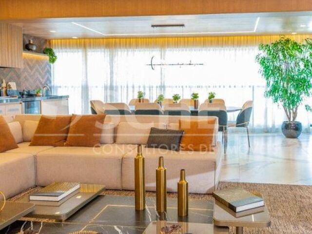 Apartamento no Alto da Boa Vista com 185m² e 4 dormitórios