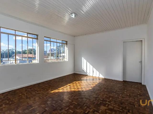 Apartamento no Alto Da Xv de 120 m² com 3 quartos