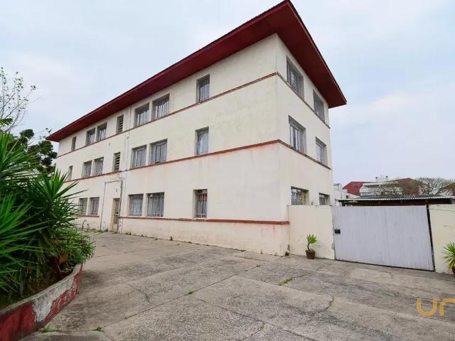 Apartamento no Alto Da Xv de 120 m² com 3 quartos