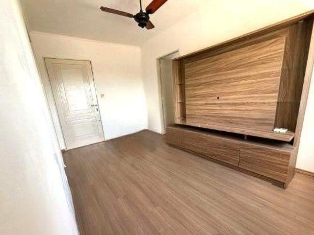 Apartamento no Alto Petrópolis de 1 dormitório e vaga DESOCUPADO