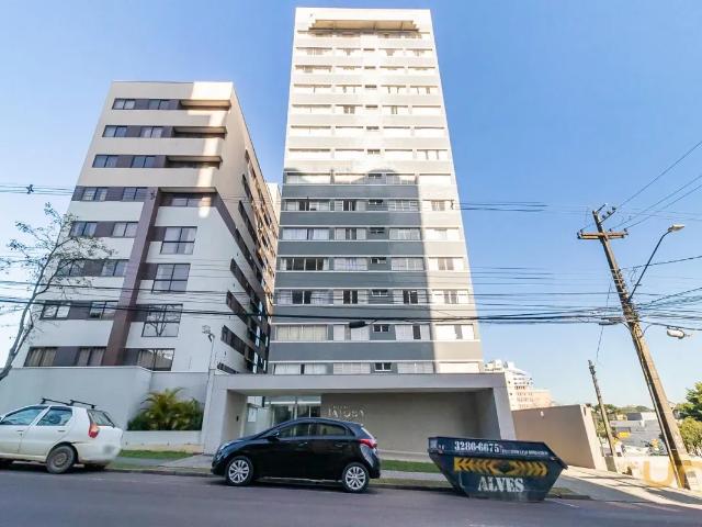 Apartamento no Bacacheri de 203.38 m² com 3 quartos