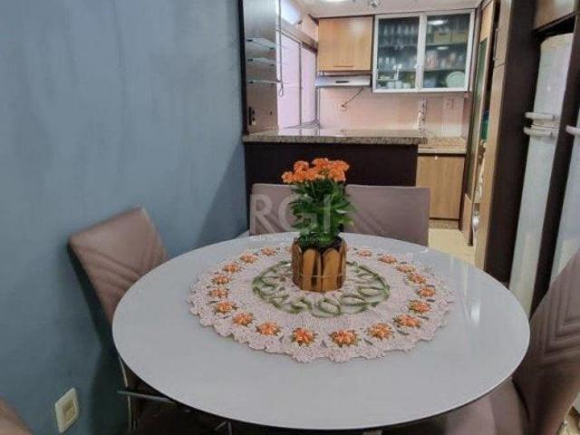 Apartamento no bairro Cavalhada 3 dormitórios