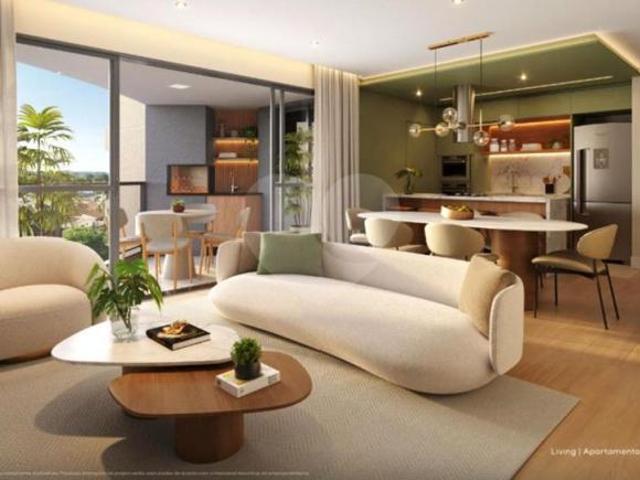 Apartamento no Bairro Cabral com 90,51 m²