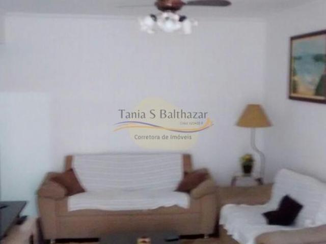 Apartamento, no Bairro Campo Grande, em Santos