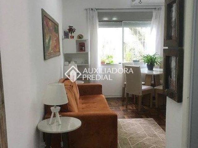 Apartamento no bairro Cristal